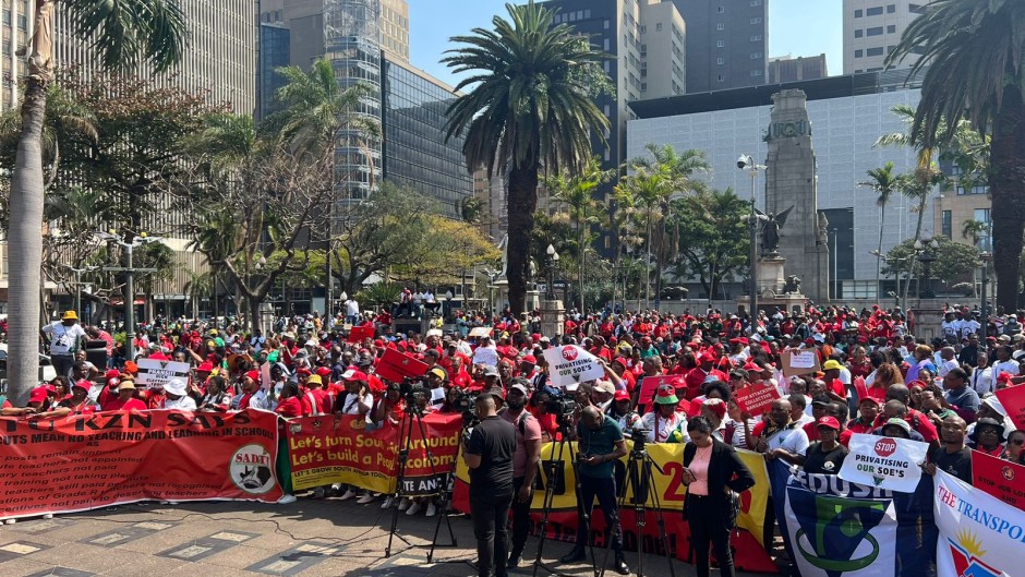 Cosatu national strike | Unions demand jobs and better wages - eNCA